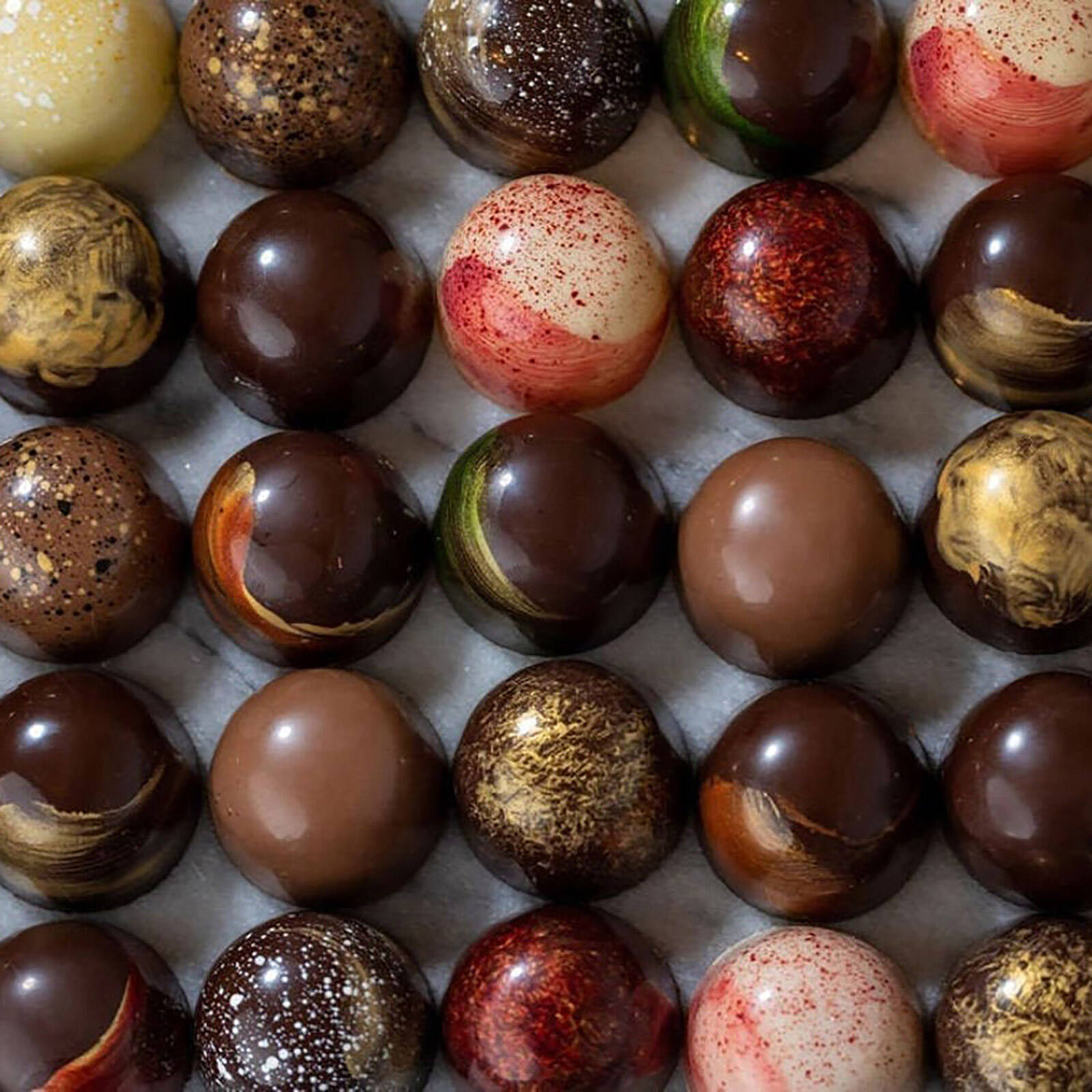 By a Pro: Artisan Chocolates | Eye-catching Dessert Table Treats