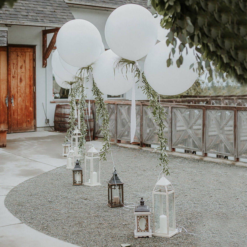 Balloon Walkway - Party Decoration Ideas by a Professional
