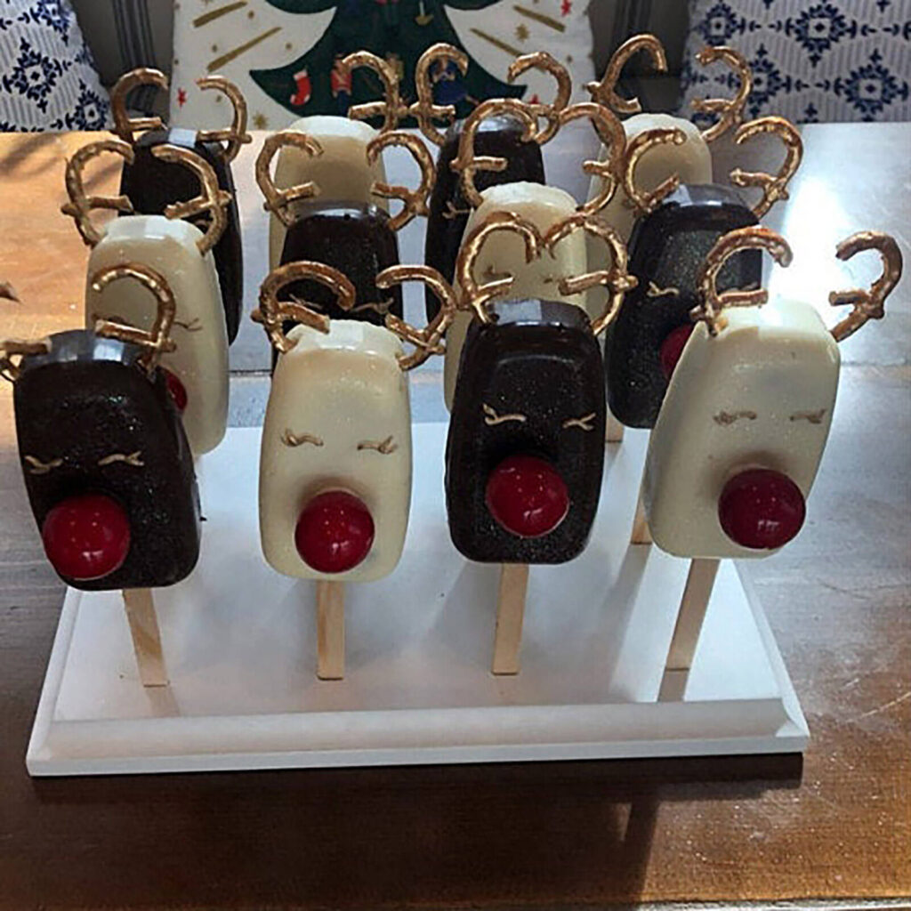 By a Pro: Cakesicle Stands | Dessert Table Display Standas