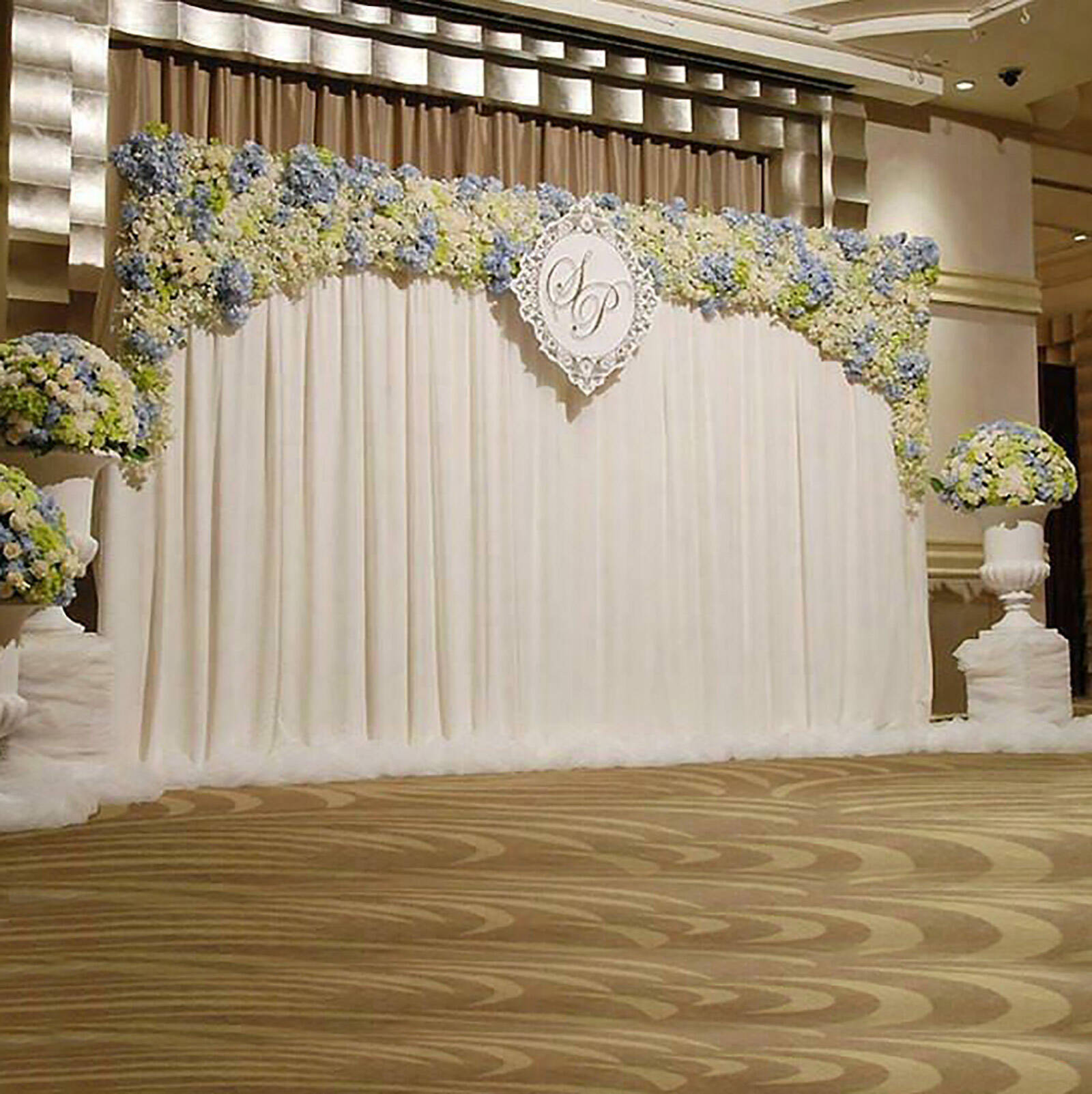 Cheap Party Backdrop Stands | Party Ideas by a Pro