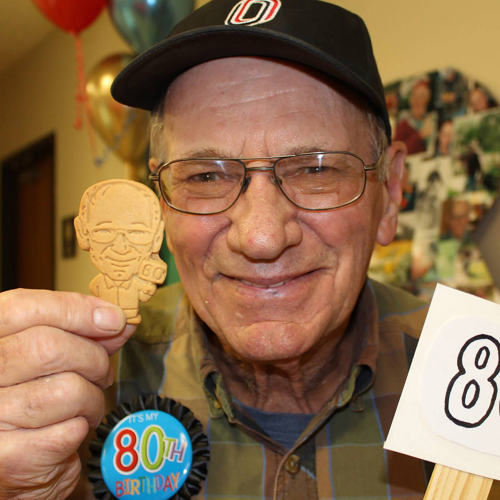 By a Pro: Custom Caricature Cookies | Personalized Dessert Table Food