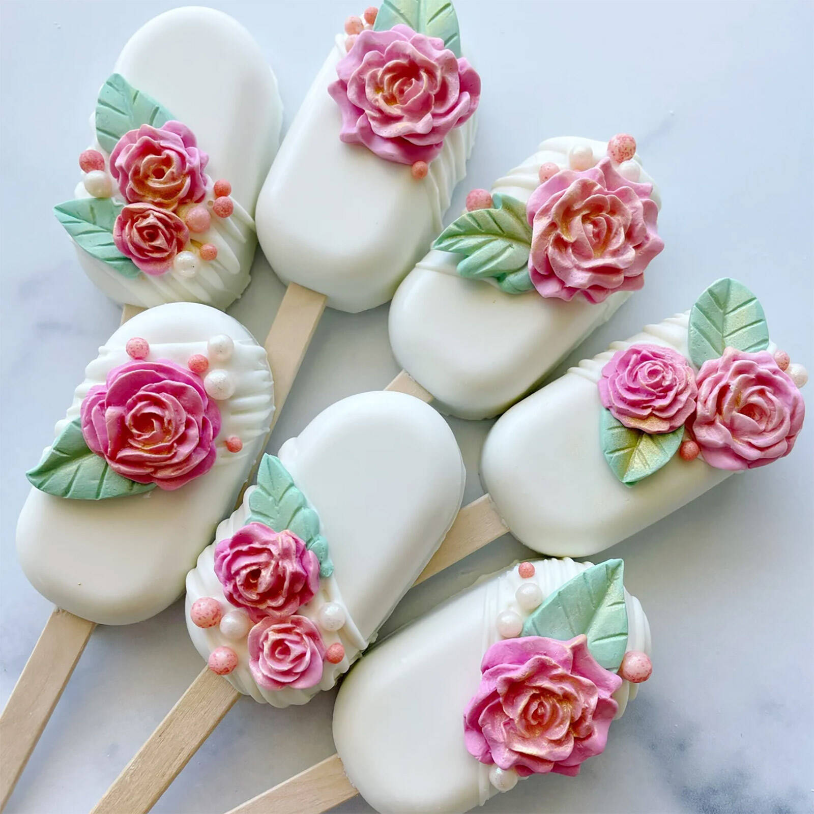 By a Pro: Decorated Cakesicles | Eye-Catching Dessert Table Treats