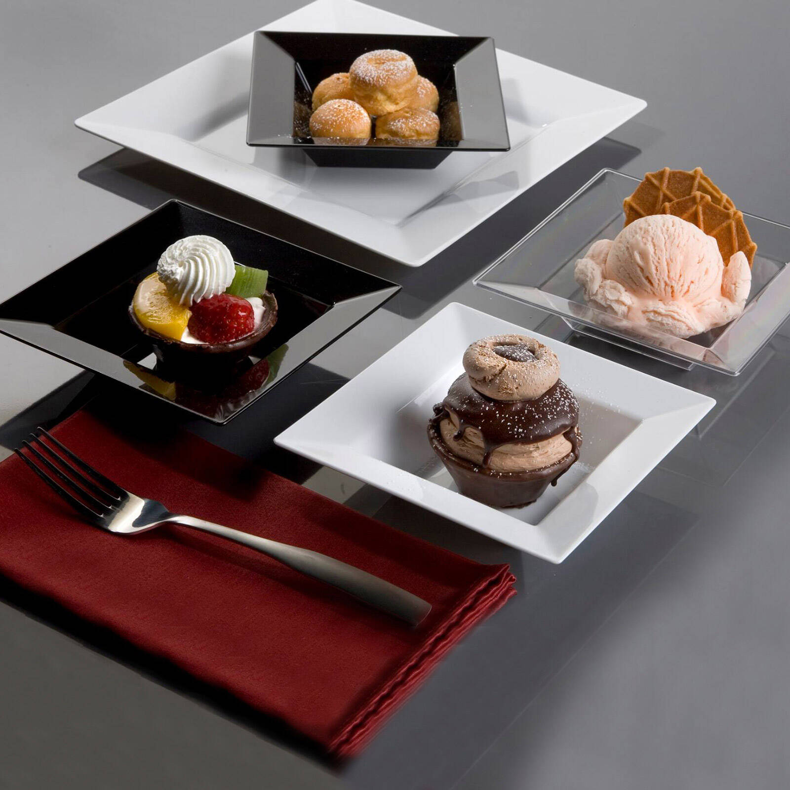 By a Pro: Disposable Mini Tasting Bowls | Dessert Table Presentation