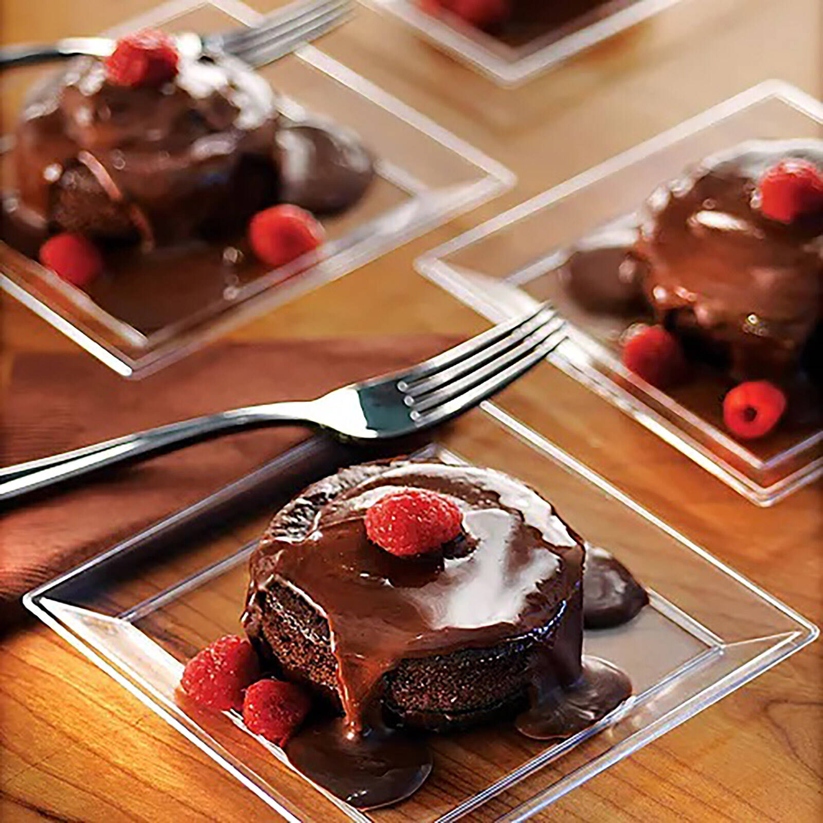 By a Pro: Disposable Mini Tasting Plates | Dessert Table Presentation