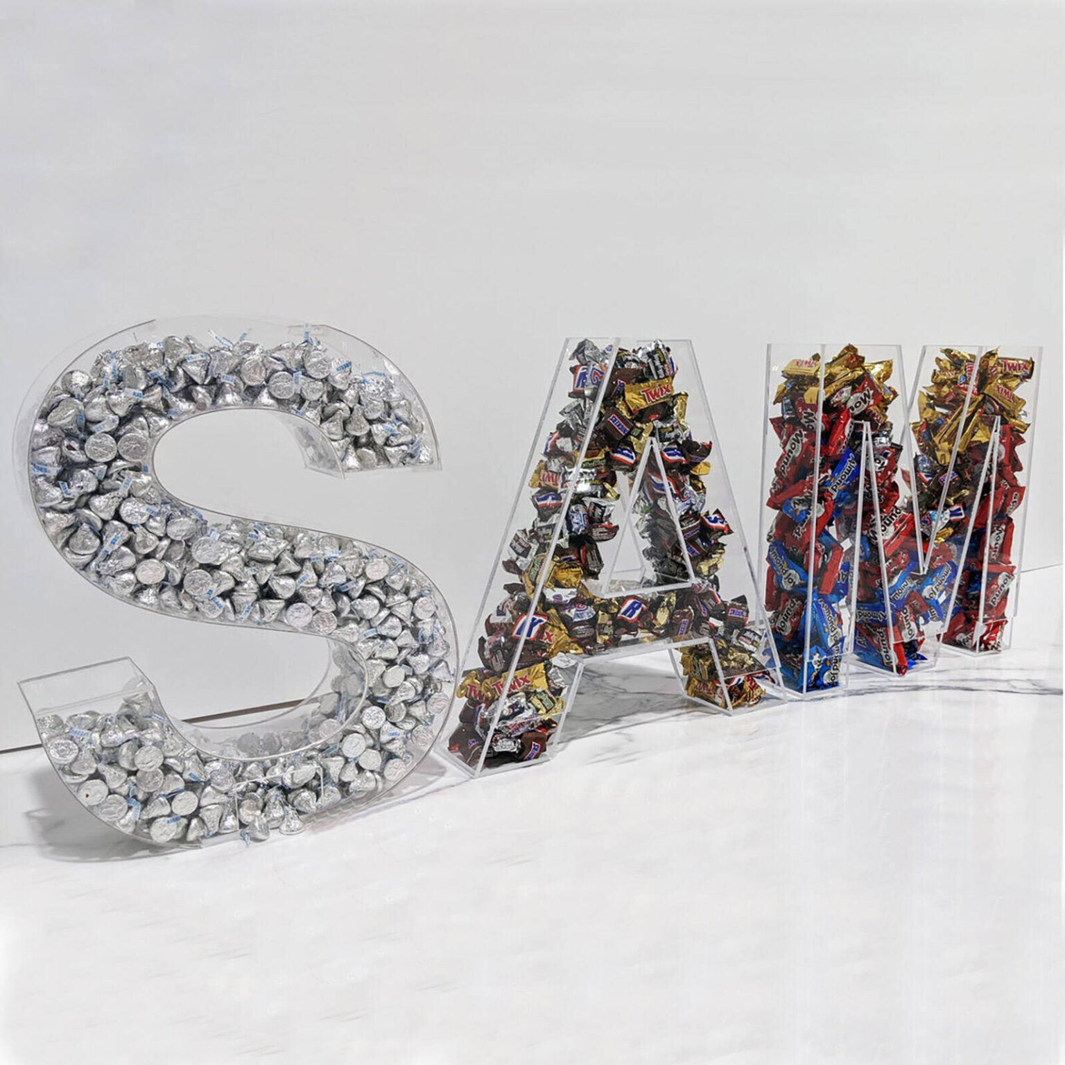 By a Pro: Fillable Acrylic Letters | Dessert Table Displays