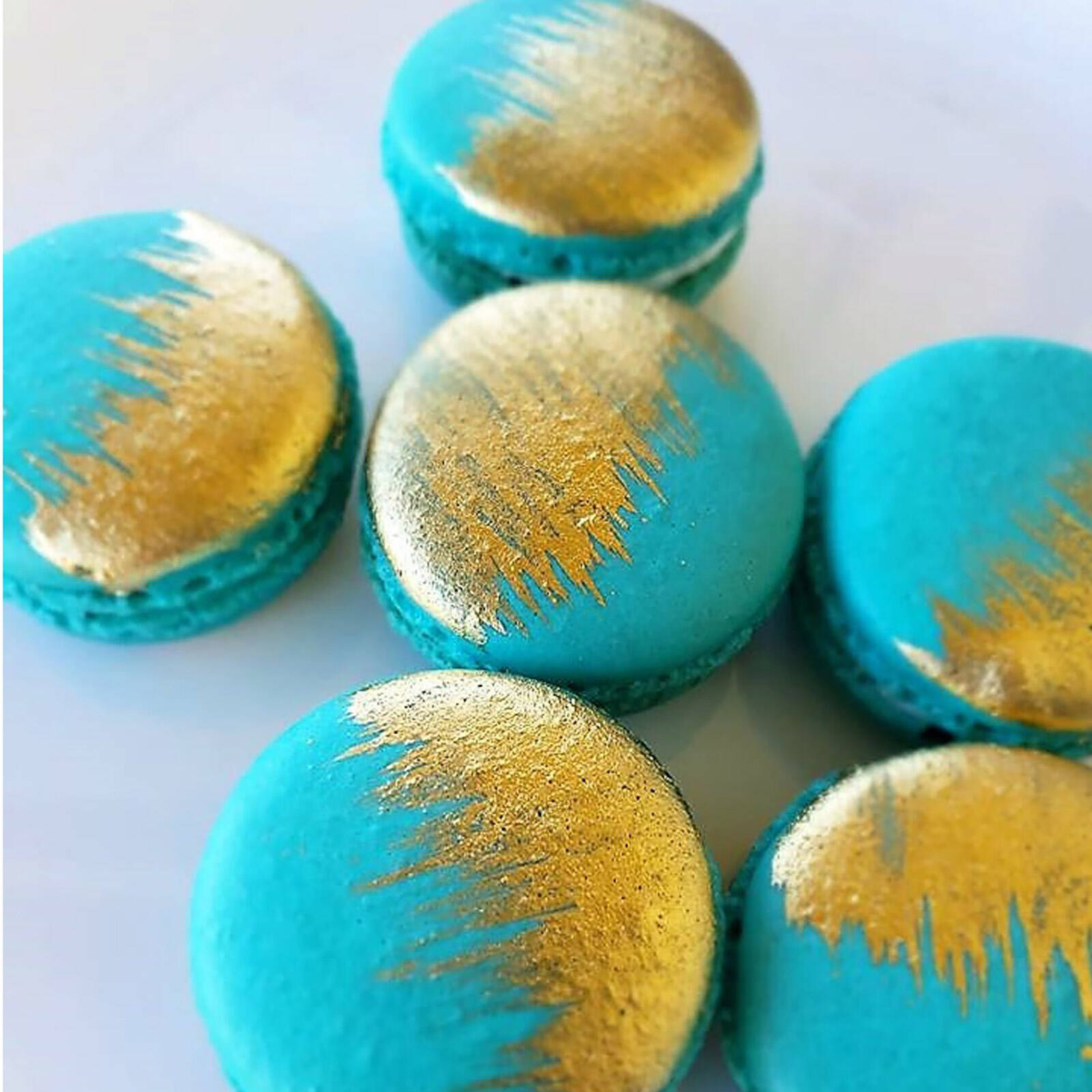 By a Pro: French Macarons | Eye-catching Dessert Table Treats
