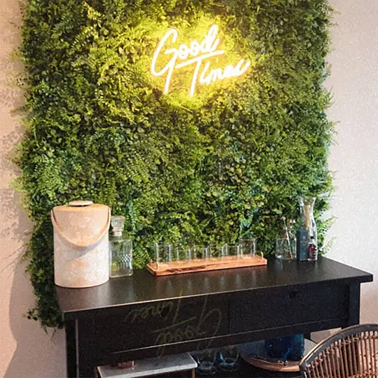 Boxwood Hedge Grass Party Backdrops | Party Ideas by a Pro