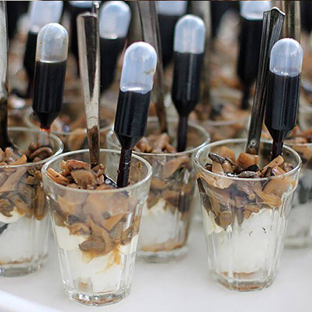 By a Pro: Disposable Food Pipettes | Dessert Table Presentation