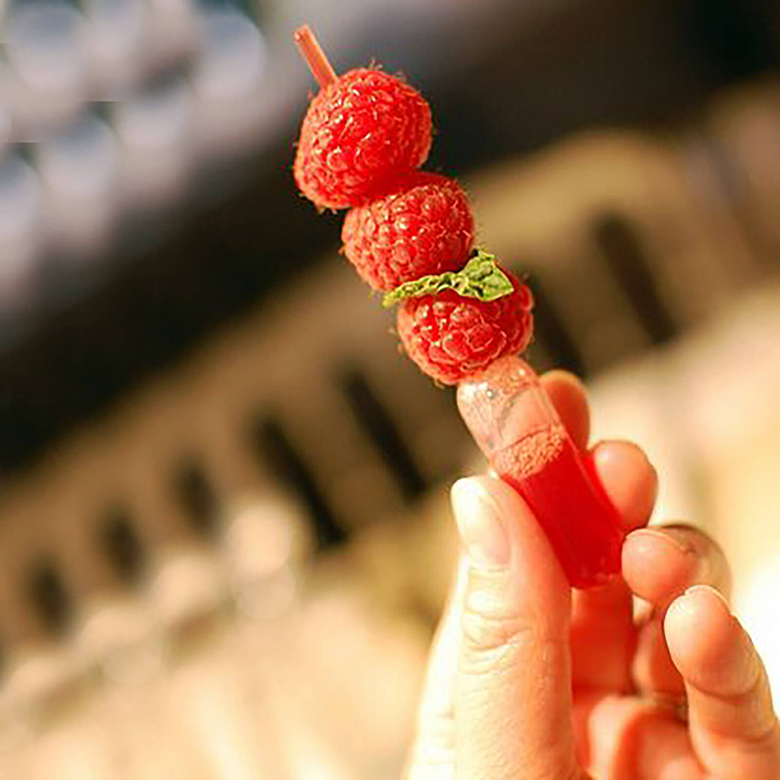 By a Pro: Disposable Food Pipettes | Dessert Table Presentation