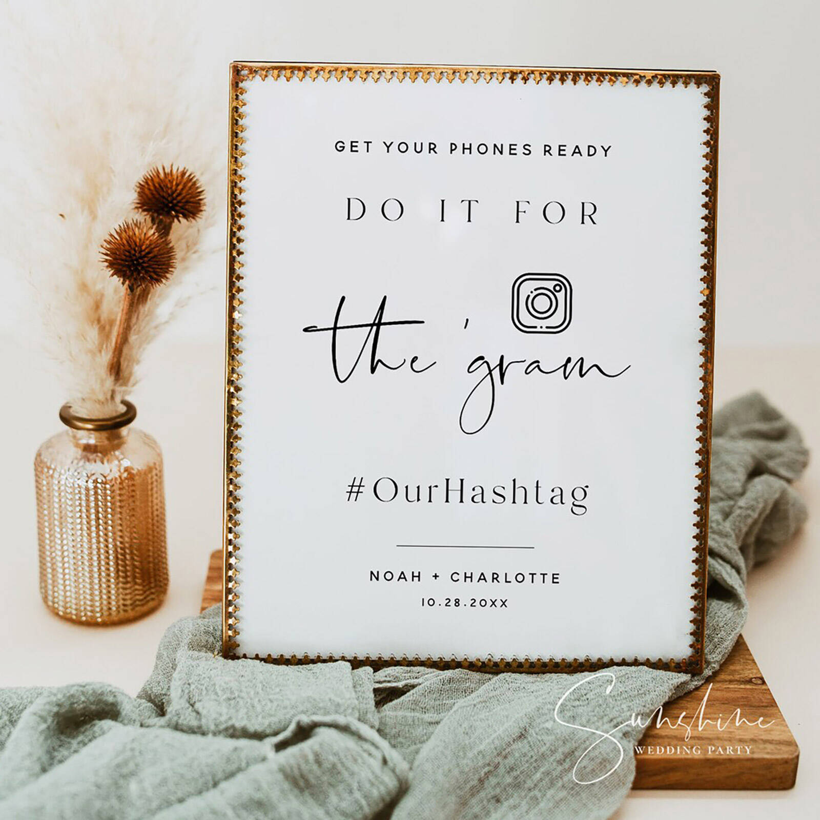 Hashtag Sign for Weddings & Parties - Party Ideas by a Pro