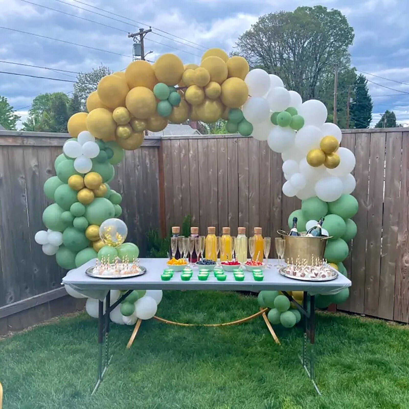 Round Backdrop Frames | Party Ideas by a Pro