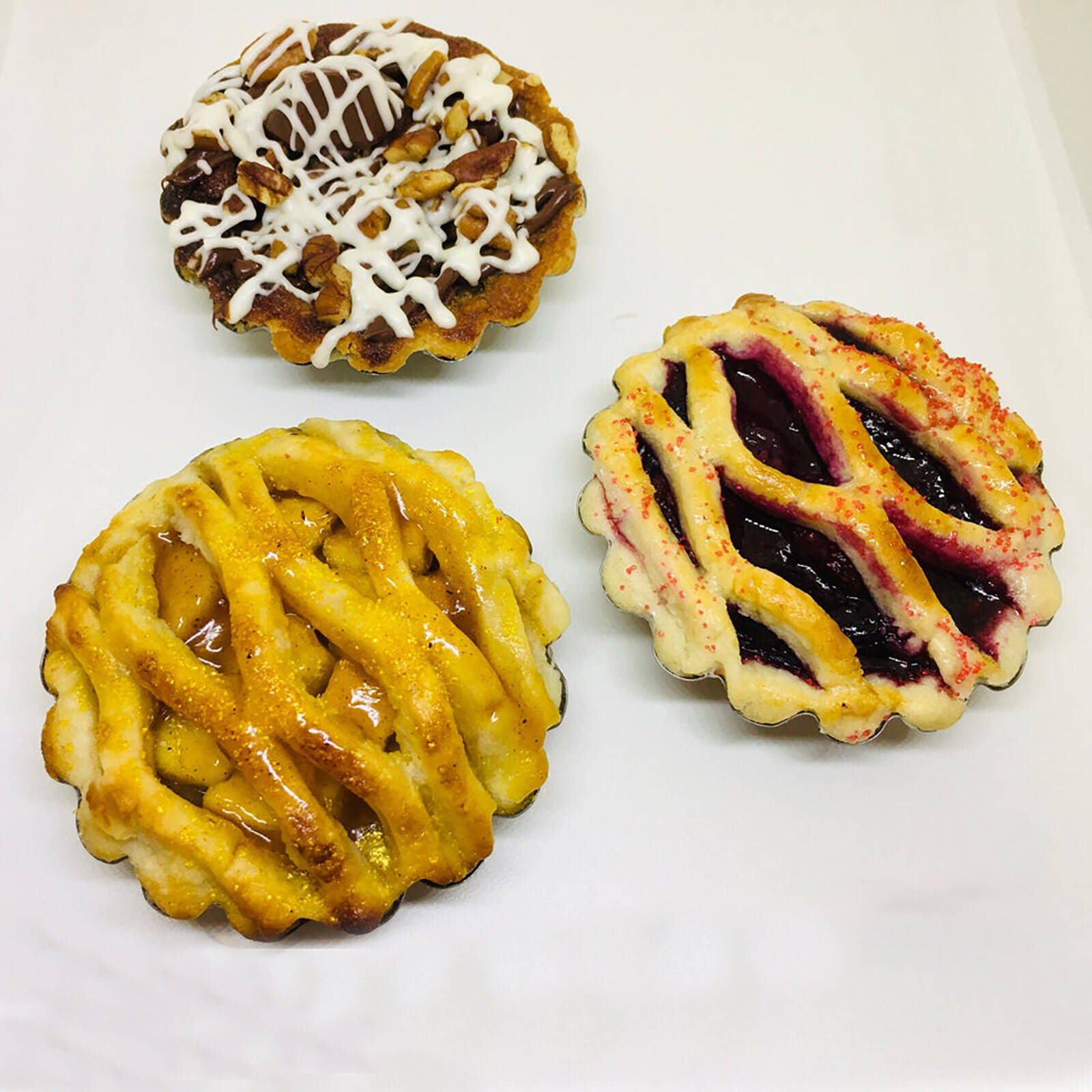 By a Pro: Mini Pies to Order | Popular Dessert Table Treats